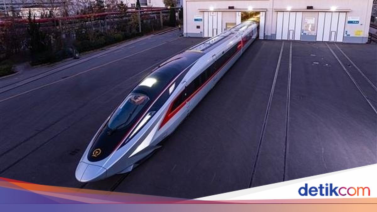 Kereta Cepat China Ukir Rekor Dunia, Picu Diskusi Panas Netizen
