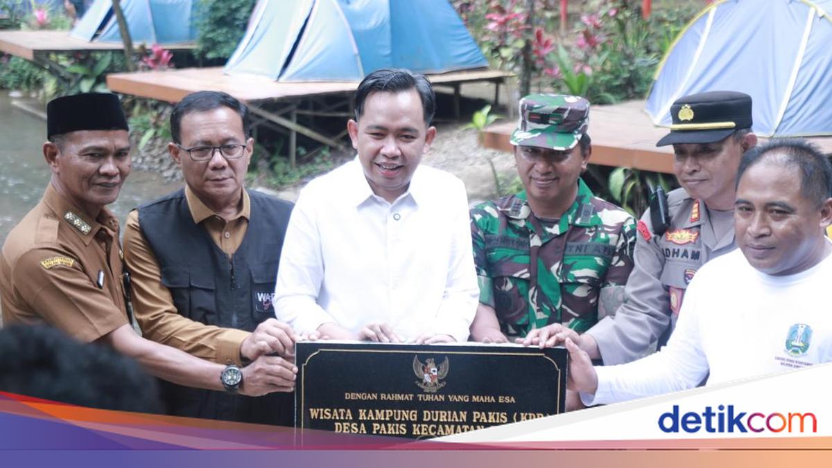 Kembali Ngantor di Desa, Gus Fawait Resmikan Kampung Durian di Jember