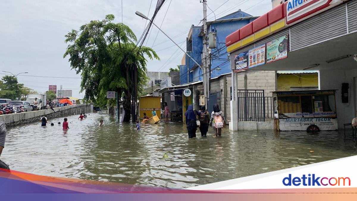 2 Orang Tewas Tenggelam Imbas Banjir di Semarang