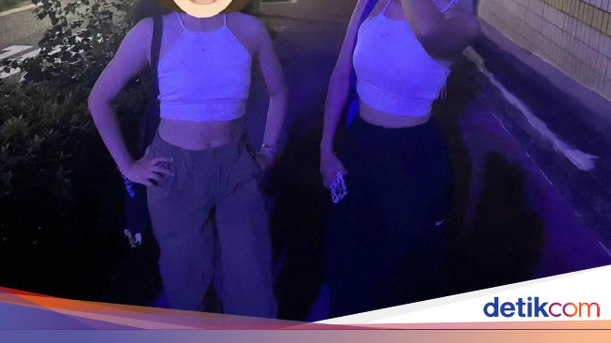 Sedang Asyik Makan, Turis China Diusir dari Restoran karena Pakaian Terbuka