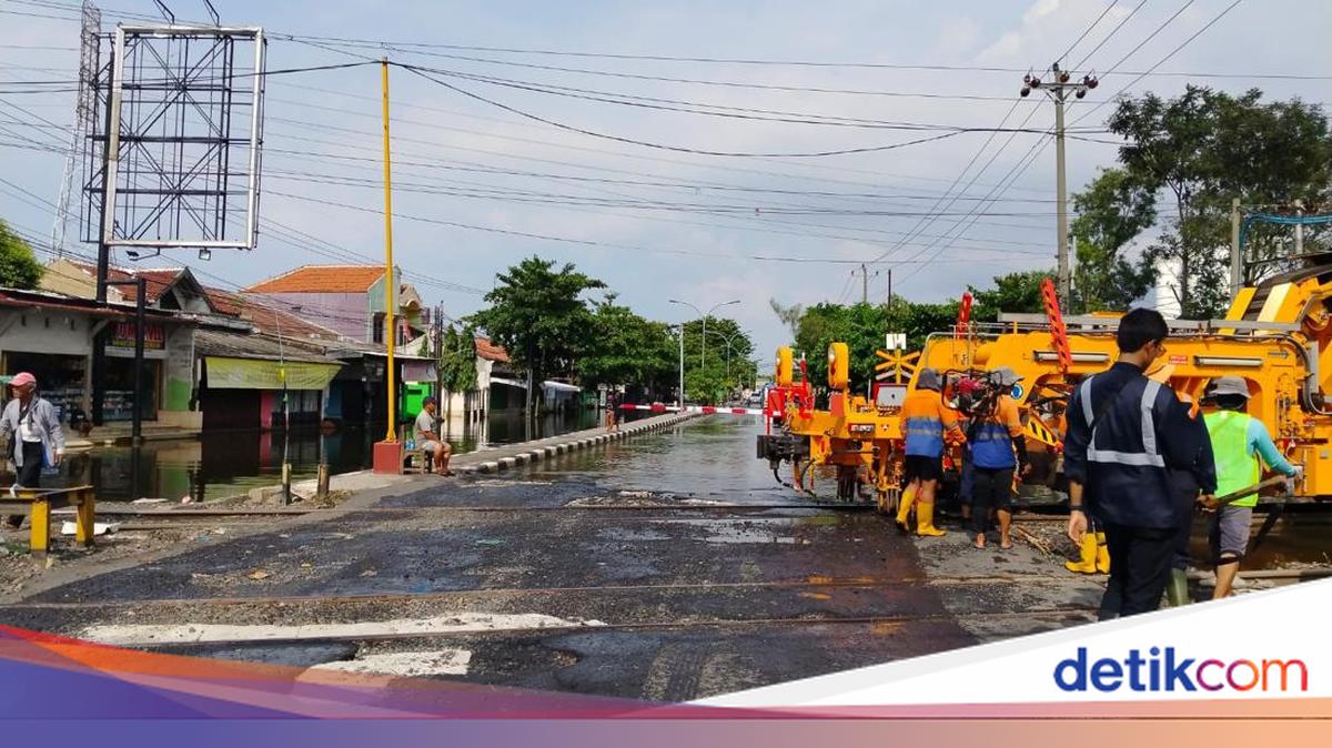Rel KA Perlintasan Kaligawe Ditinggikan Imbas Banjir Semarang