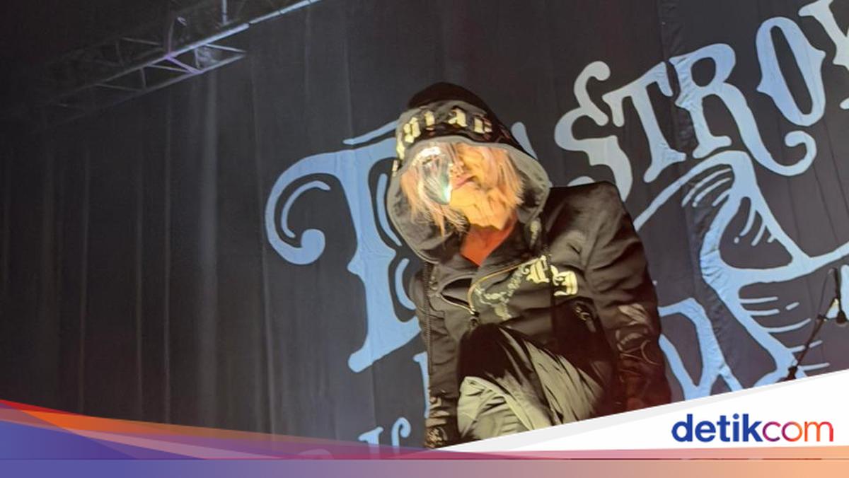 Gebrakan HYDE di Konser [INSIDE]: Bawain Faint, OST Demon Slayer-Muncul ...