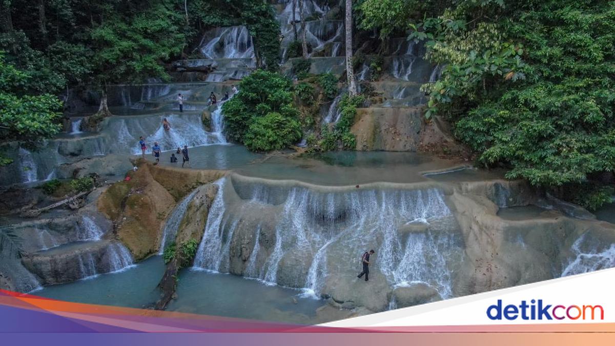 Pesona Air Terjun Moramo, Permata Alam Bertingkat di Sulawesi Tenggara