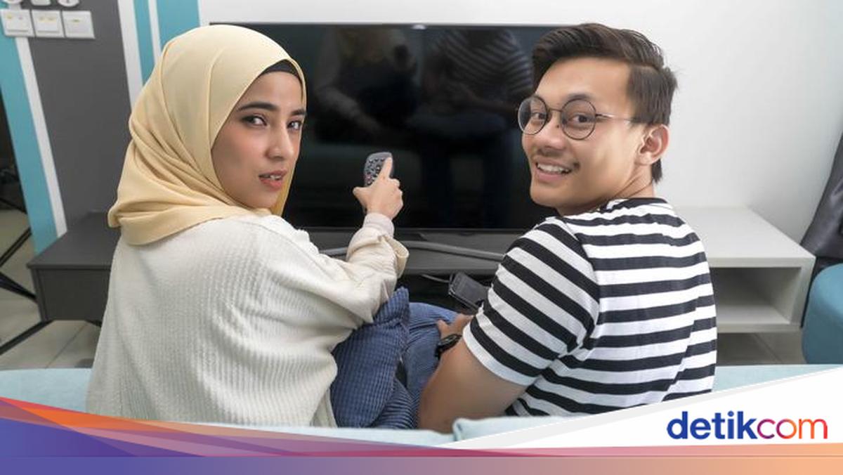 Bolehkah Pasangan Suami Istri Menonton Film Porno? Ini Penjelasannya