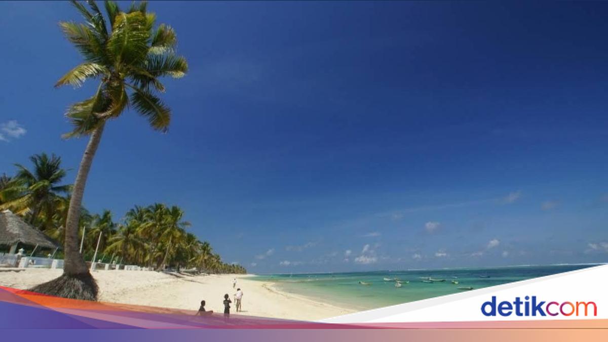 Pantai Nemberala, Surga Ombak dan Keindahan Tropis di Pulau Rote NTT