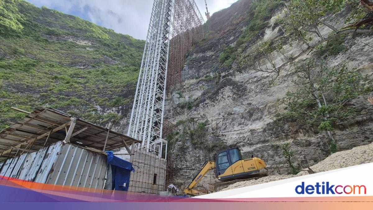 Kondisi Terkini Proyek Lift Kaca Pantai Kelingking Usai Disetop Sementara