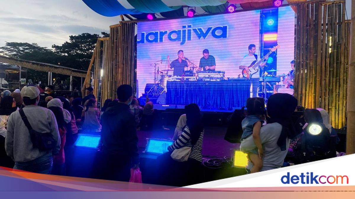 Cerita Keluarga yang Tetap Bahagia di Luar Venue WJF 2025