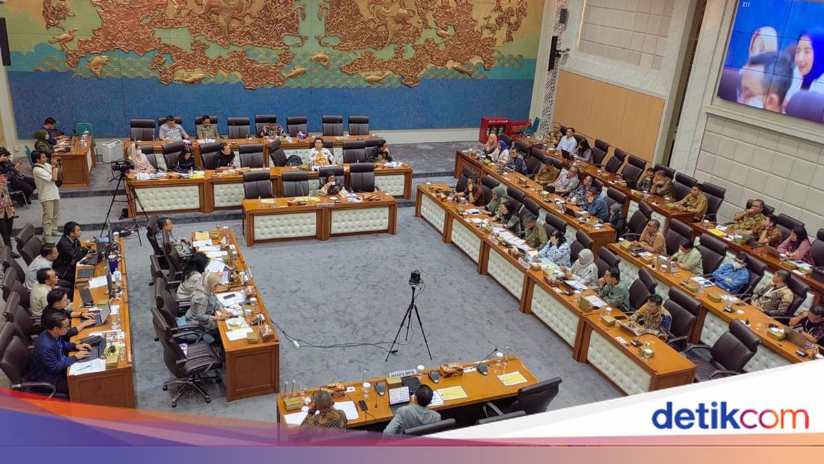 Terungkap Asal Sumber Air 8 Merk AMDK, Ada dari Gunung-Sumur Bor