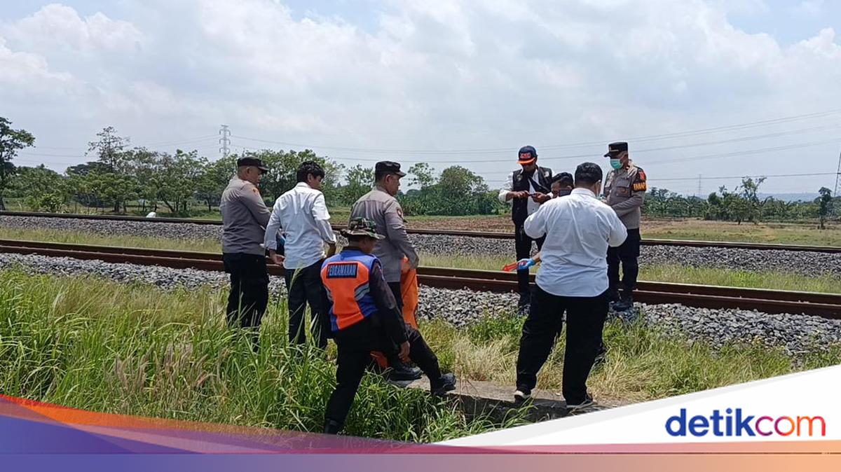 Pria Misterius Diduga Tertabrak KA di Cirebon, Potongan Tubuh Tercecer