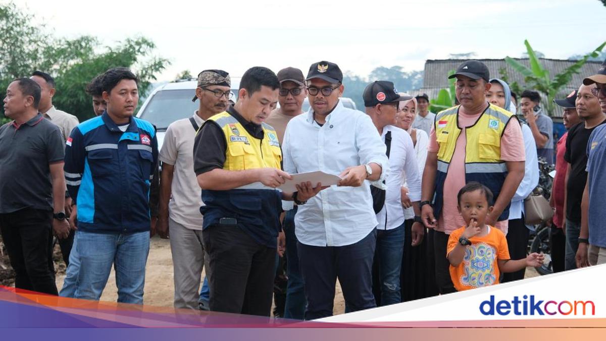 Senangnya Warga, Pemkab Batang Bangun Akses Jalan Banyuputih-Limpung