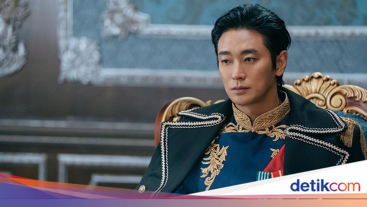 Diduga Ada Jejak Nazi, Foto Ju Ji Hoon di Drakor Baru Hilang