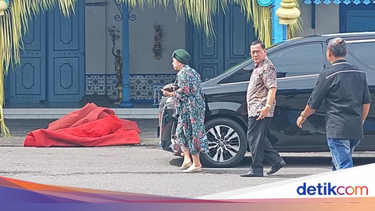 Gusti Moeng Tiba di Keraton Solo Jelang Jumenengan PB XIV Purbaya