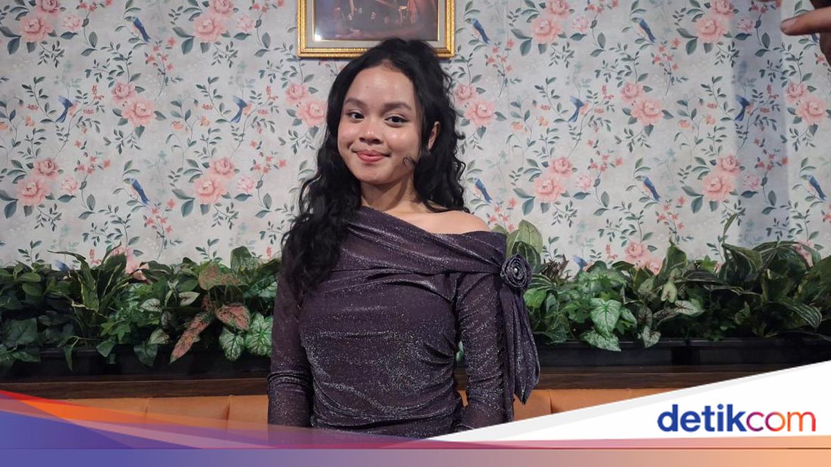 Romaria Simbolon Udah Besar, Kini Suka Cerita tentang Cinta