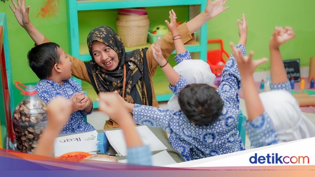 Lirik Lagu Guruku Tersayang Ciptaan Melly Goeslaw, Cocok Dinyanyikan ...