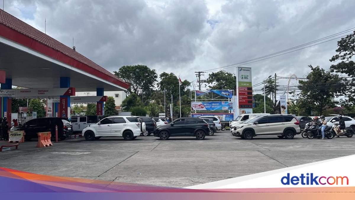 Kala Warga Berburu BBM Lintas Wilayah Saat Pasokan Langka di Bali