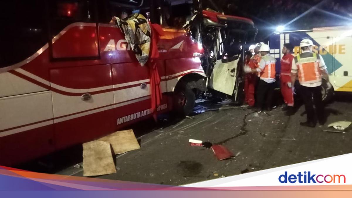 Detik-detik Ngeri Kecelakaan Maut Bus di Tol Cipali Gegara Sopir Kelelahan