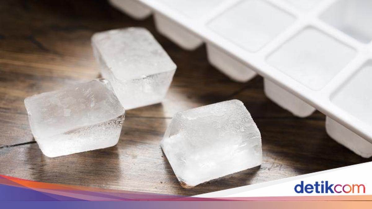 Cara Membedakan Es Batu dari Air Matang dan Air Mentah, Jernih atau Keruh?