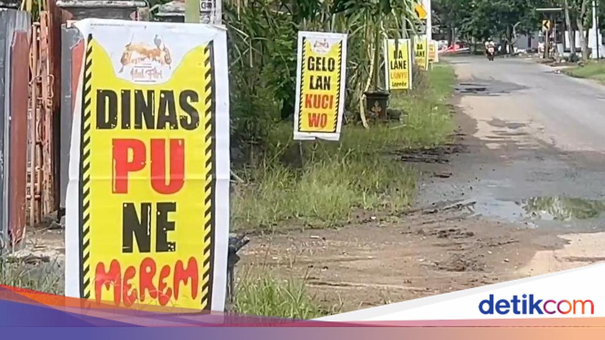 Kesal Jadi Langganan Banjir, Warga Trenggalek Sindir Bupati-DPRD Lewat ...