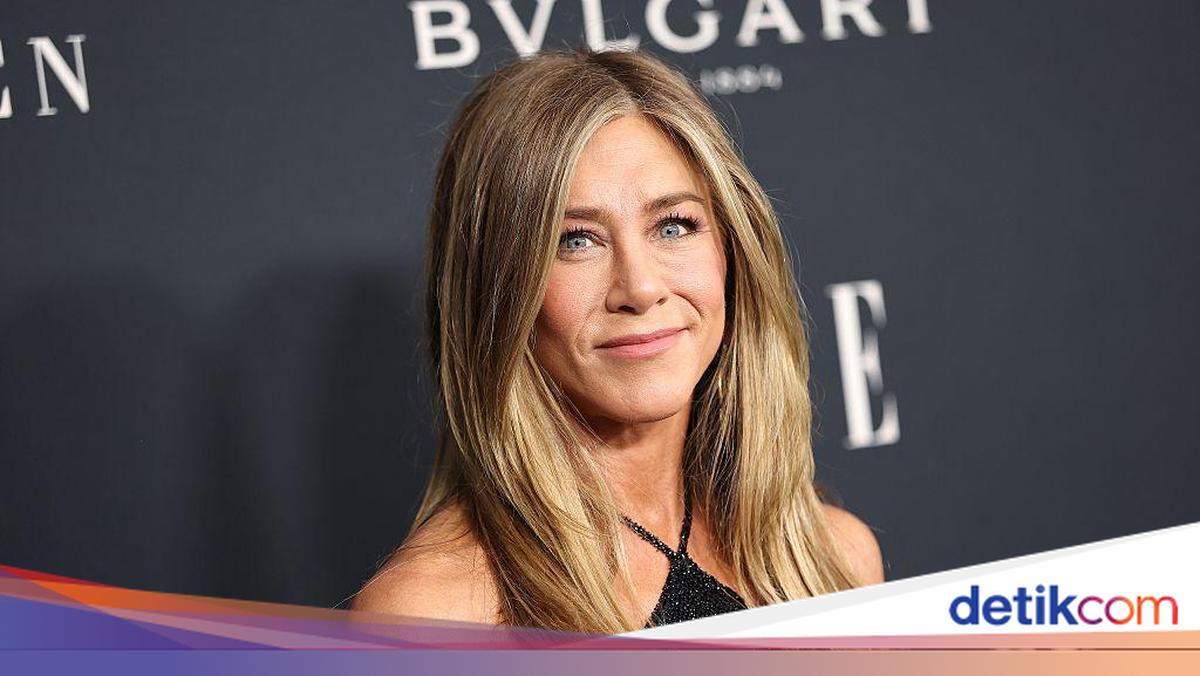 Jennifer Aniston Berduka, Kenang Sutradara Friends Bapak Sitkom Modern