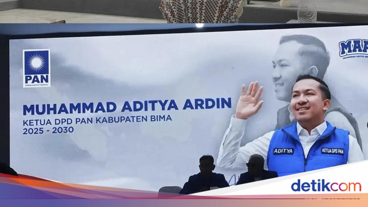 Zulhas Tunjuk Aditya Ardin Ketua PAN Bima, Feri Sofiyan di Kota Bima