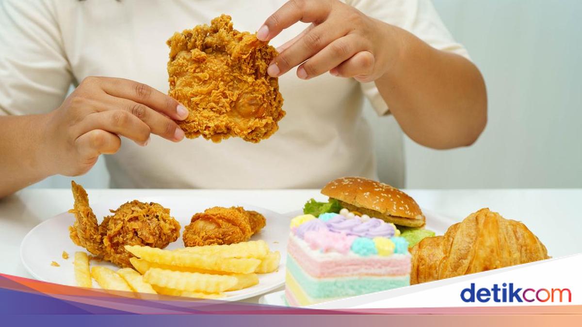 Kebanyakan Makan Junk Food Bisa Picu Risiko Depresi hingga 50%!
