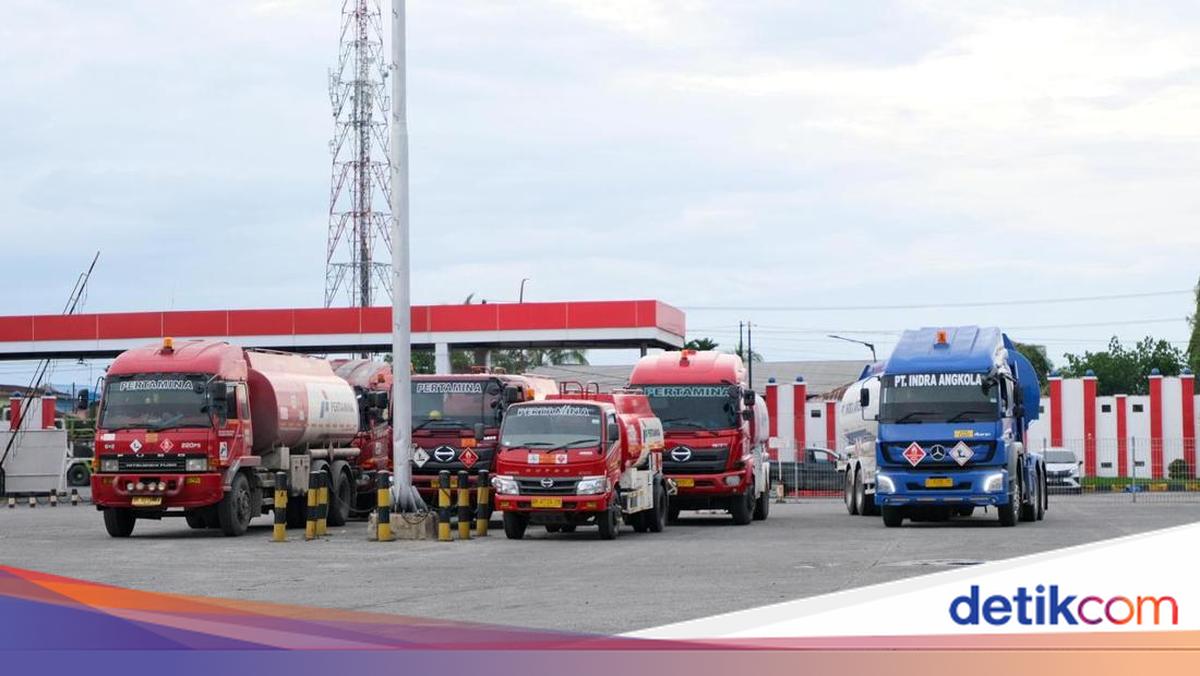 Mobil Tangki Pertamina Pasok BBM ke Bener Meriah Aceh via Jalur Darat