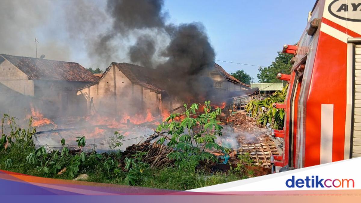 2 Rumah di Sambiroto Blora Ludes Terbakar, Sapi-Mobil Ikut Terpanggang
