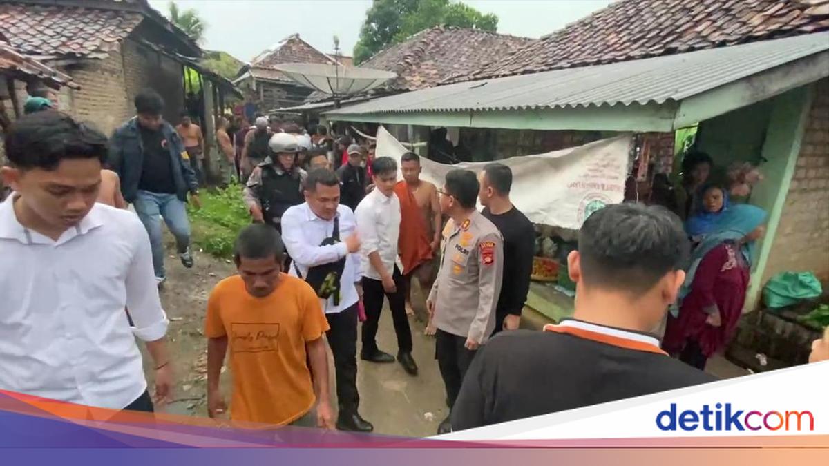 Desa Bantan Pelita OKU Timur Digerebek Polisi, Polisi Sita 2,5 Kg Ganja