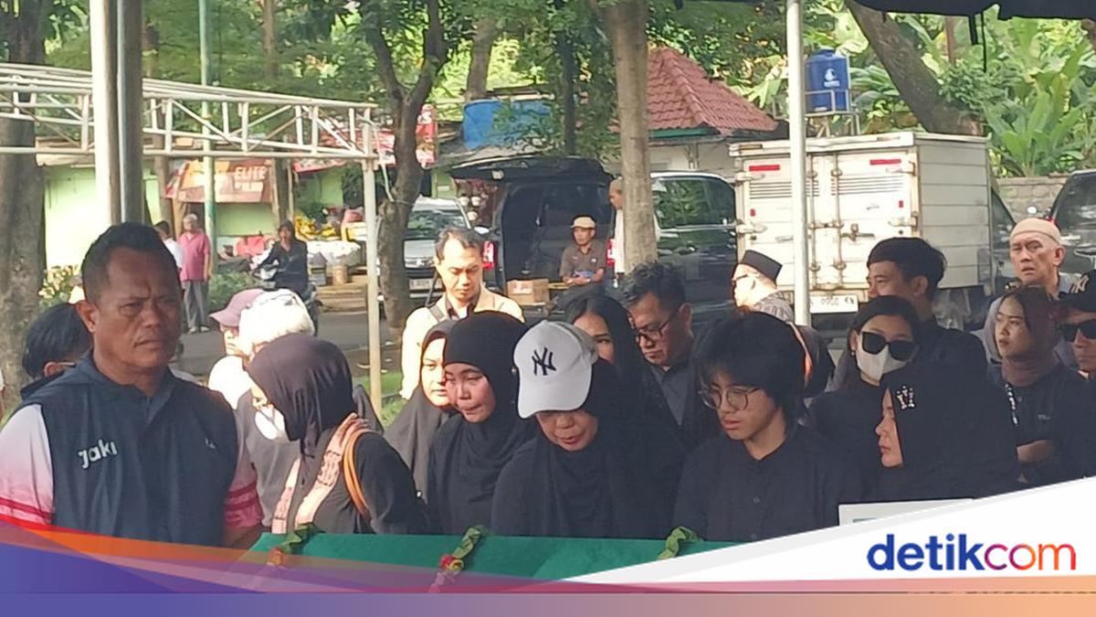 Anak Merasa Dapat Warisan Akting, Ungkap Impian Belum Terwujud Epy ...