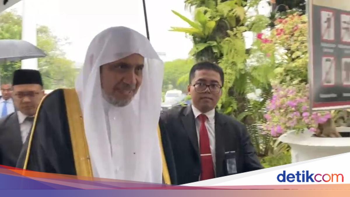 Setelah dari MPR, Sekjen Liga Muslim Dunia Temui Prabowo di Istana
