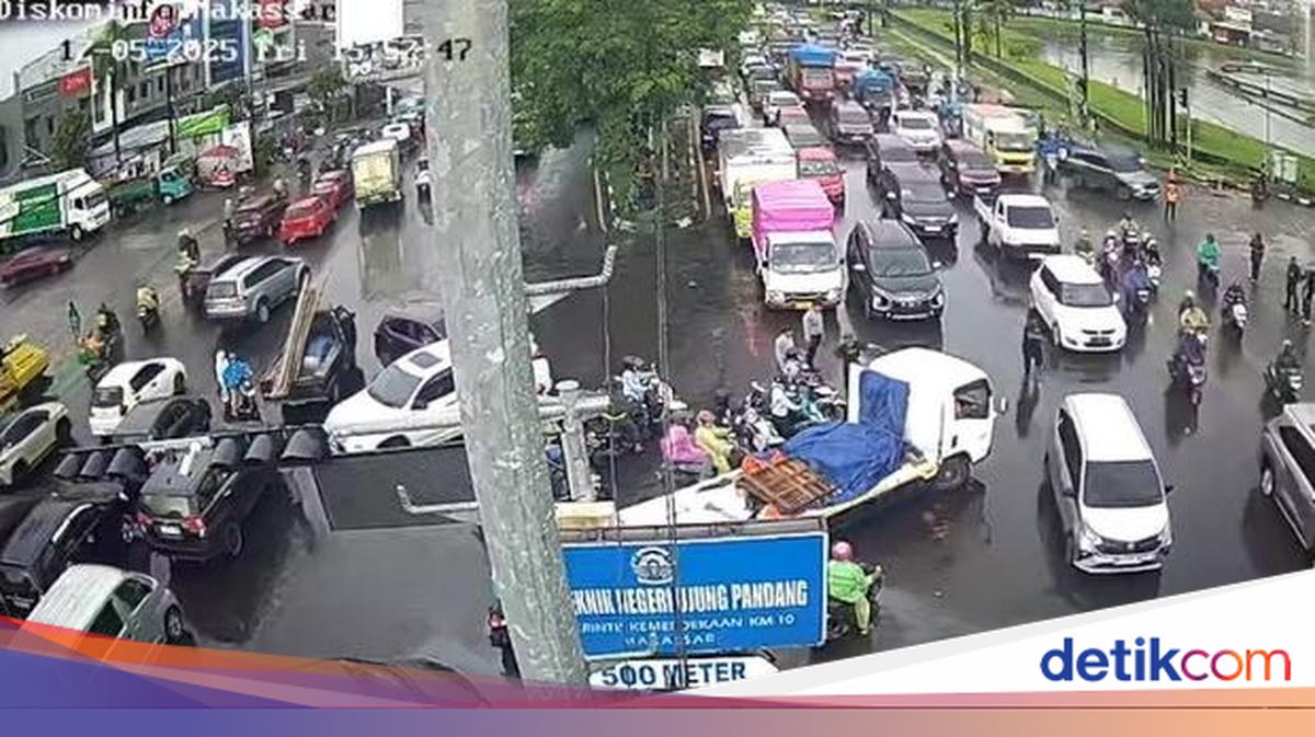 Jalan Urip Sumoharjo Arah Perintis Kemerdekaan Makassar Macet Parah ...