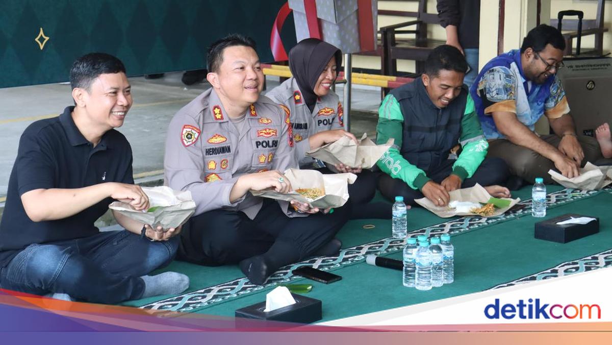Perkuat Sinergi, Polisi Sarapan Bareng Komunitas Ojol di Kota Mojokerto