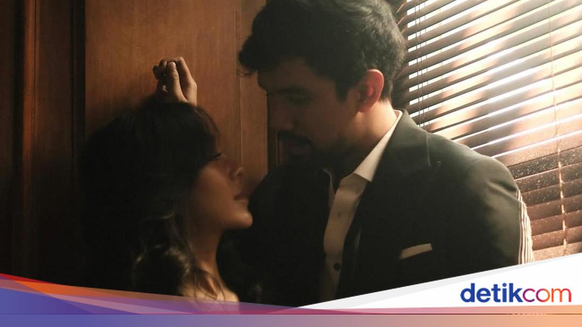 Pernikahan Amanda Zahra Bikin Gempar