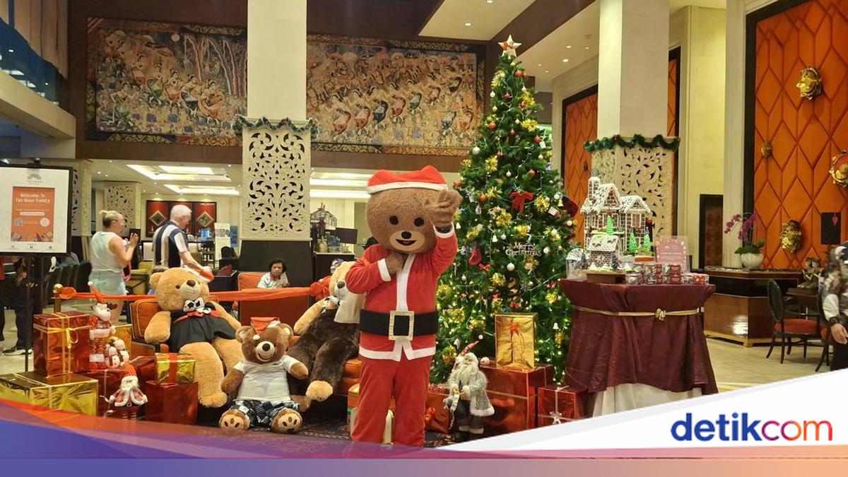 The Trans Resort Bali Sambut Musim Liburan dengan Penyalaan Pohon Natal