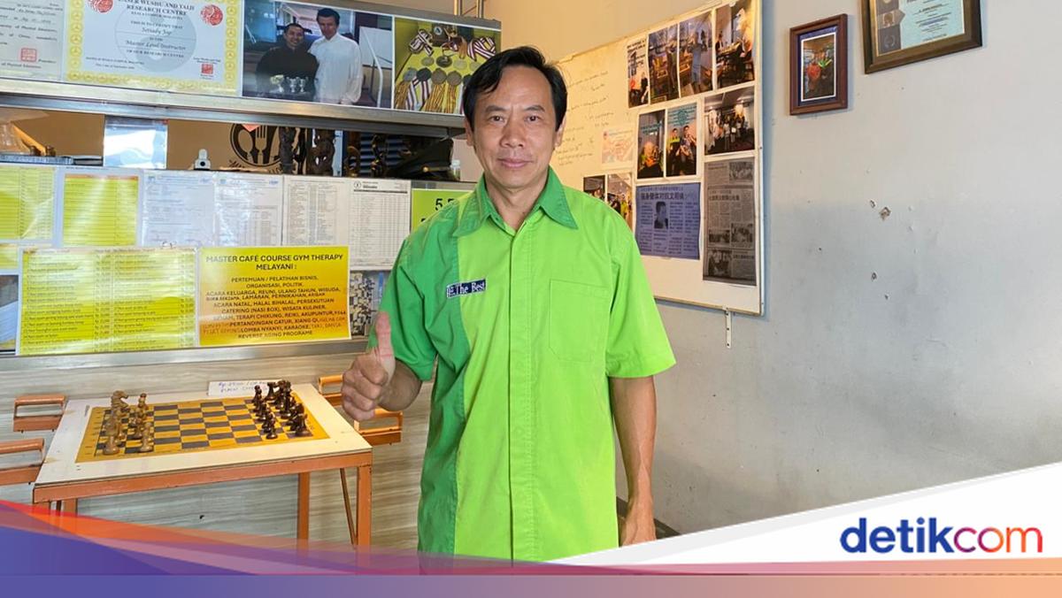 Local Hero Bandung: Simon Sanjaya Sang Pemanen Air Langit