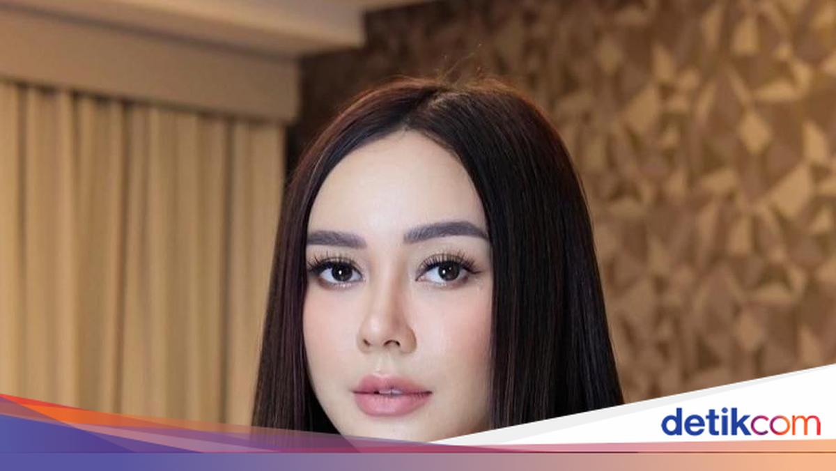 Akhir Tahun Penuh Sorotan untuk Aura Kasih