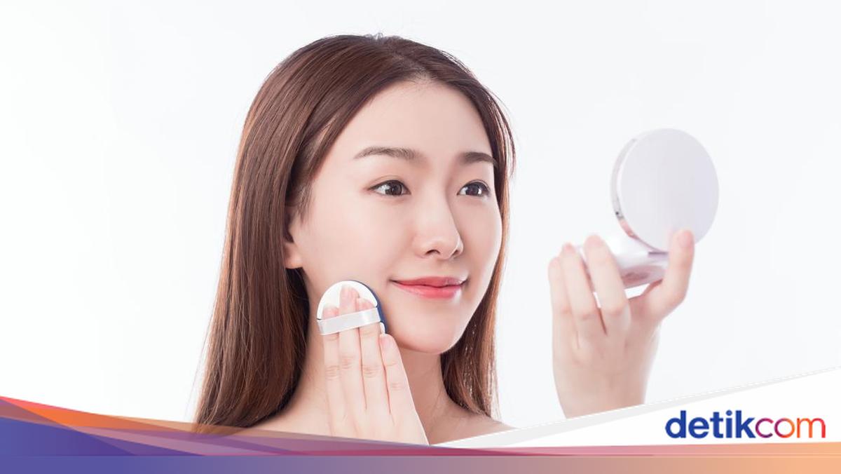 Cara Pakai Cushion Supaya Makeup Awet Seharian, Ini Triknya
