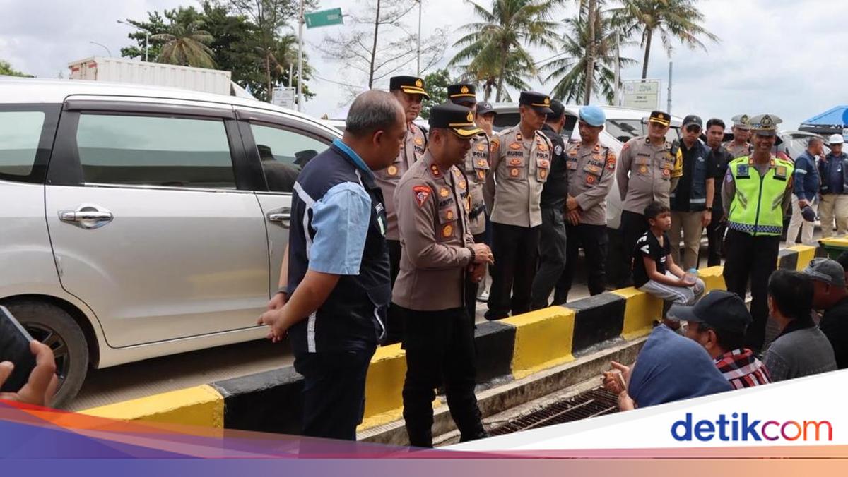 Polisi Pasang Buffer Zone di Pelabuhan Tanjung Kalian Bangka Barat