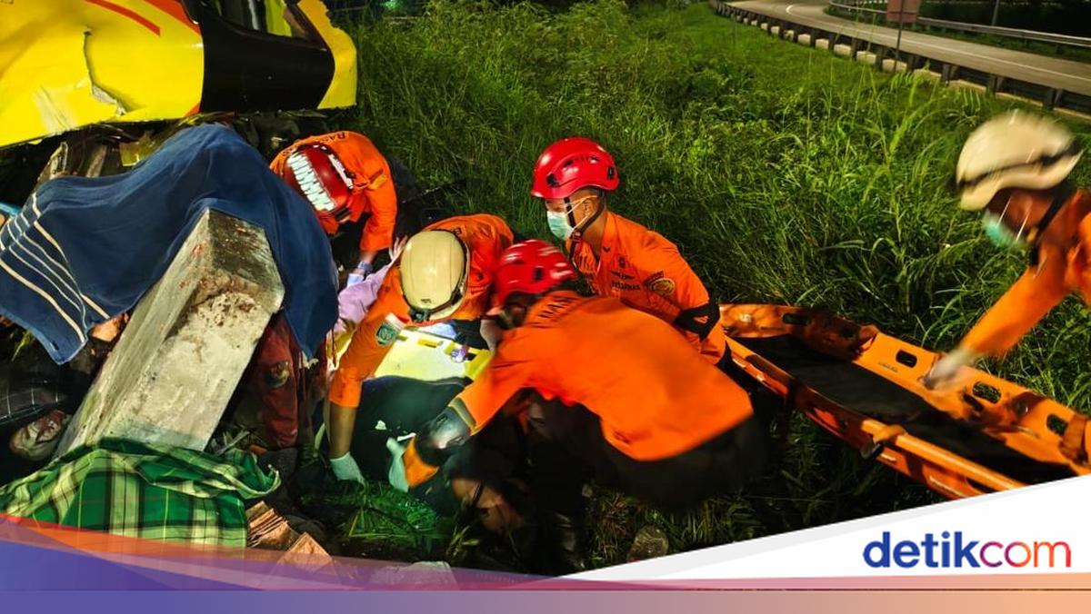 Terkuak Fakta Kecelakaan Maut di Tol Semarang: Bus Cahaya Trans Tak ...