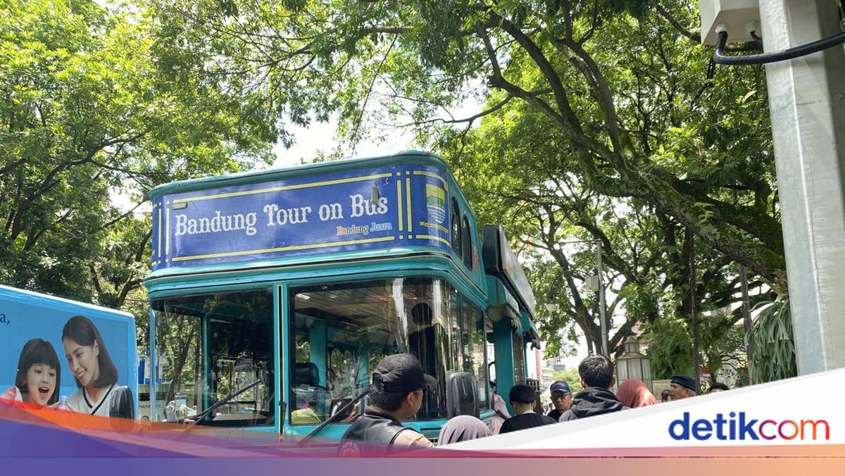 Bus Bandros Jadi Pilihan Wisata Favorit Keluarga Saat Nataru