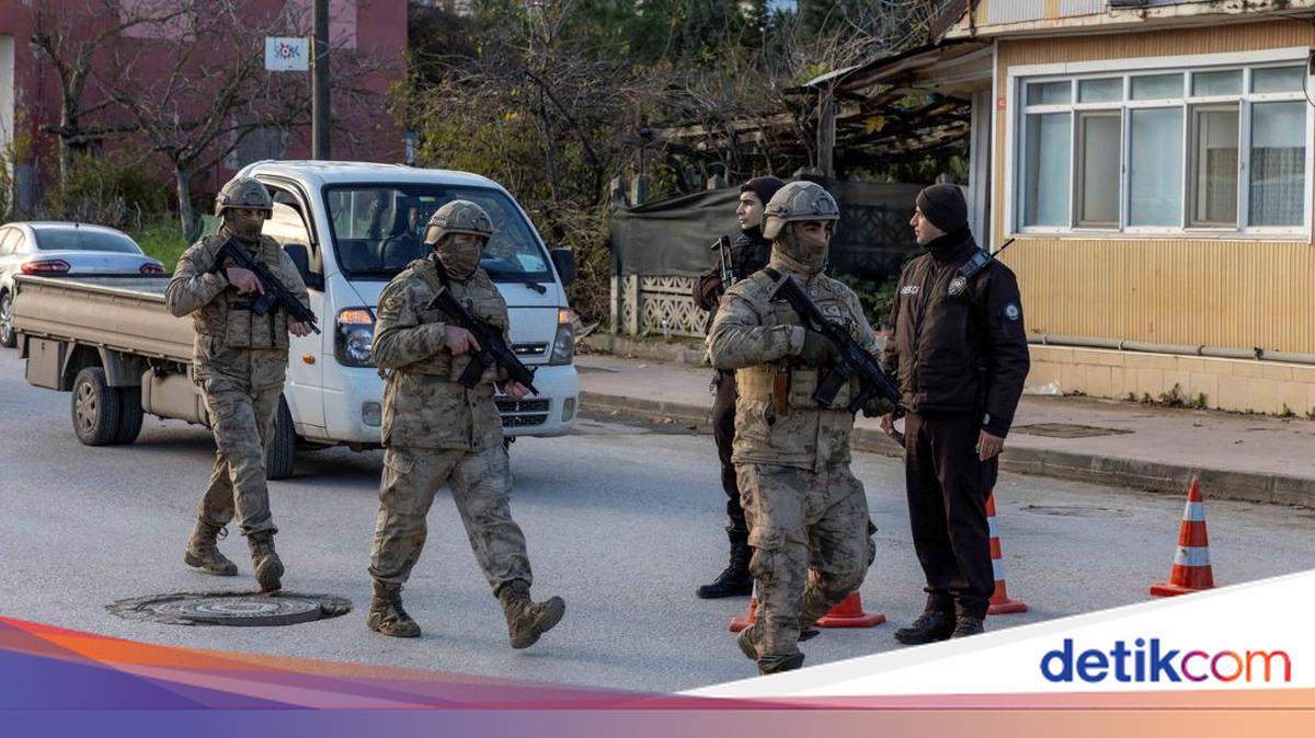 Bentrok dengan Terduga ISIS, Tujuh Polisi Turki Terluka