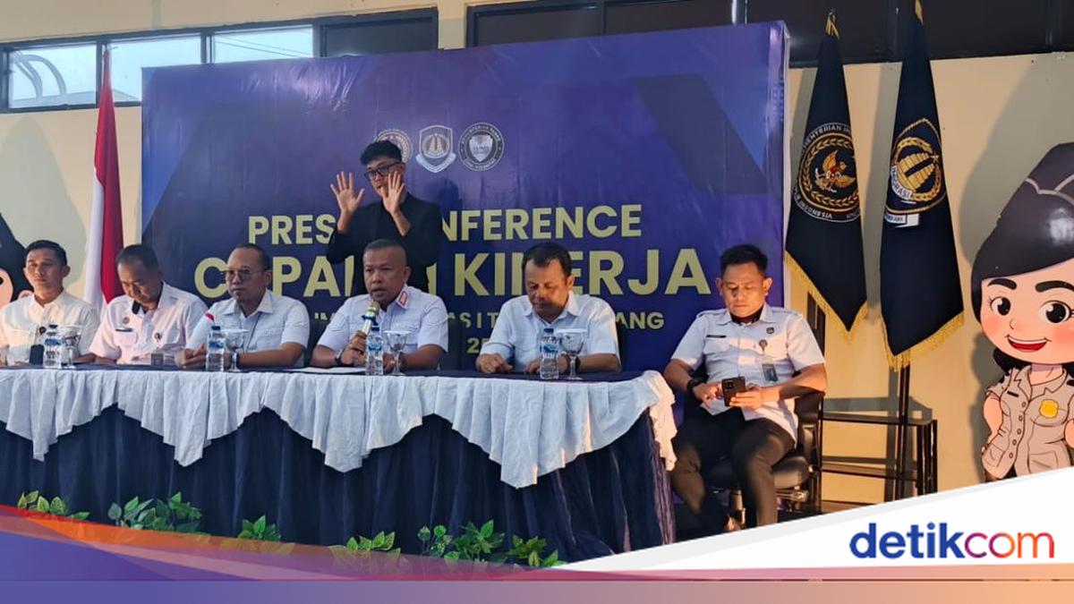 6 WNA Langgar Izin Tinggal Dideportasi Imigrasi Palembang