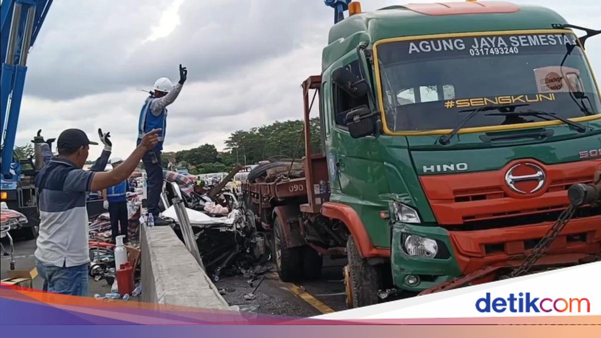 Kecelakaan Maut di Tol, Kok Truk Muatan Besi Bisa Melintas saat Ada ...