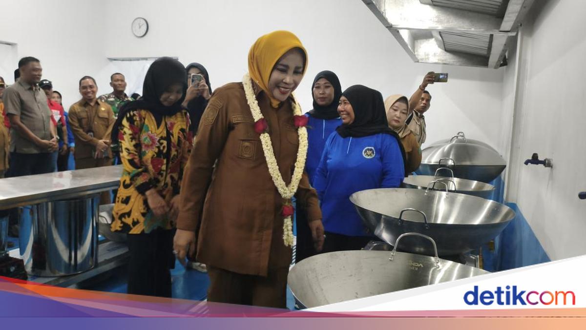 Wabup Mimik Resmikan Dapur SPPG Prambon, Target Layani Ribuan Siswa