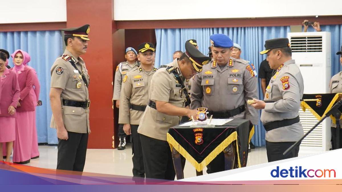 Dilantik Kapolda Irjen Herry Heryawan, Ini Daftar Pejabat Baru Polda Riau