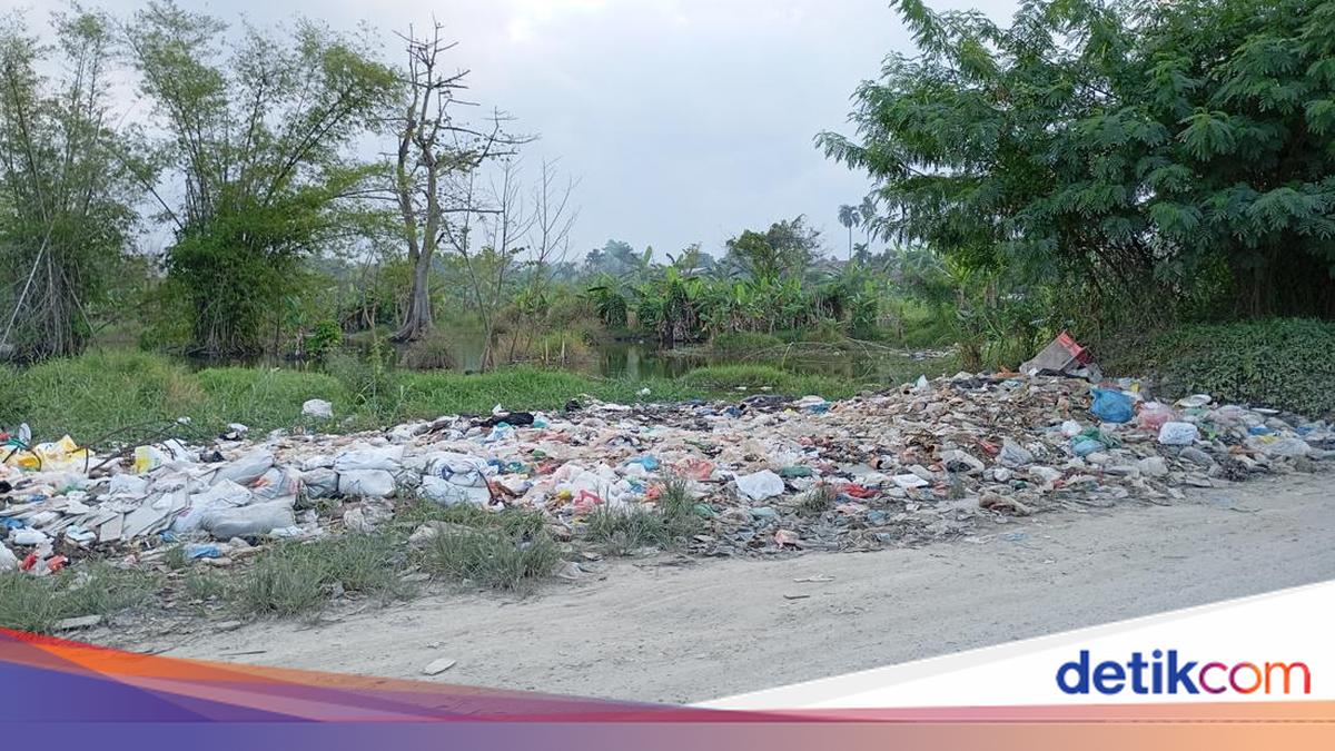 Sampah Menumpuk di Jalan Ismail Harun Percut Sei Tuan, Warga: Kalau ...