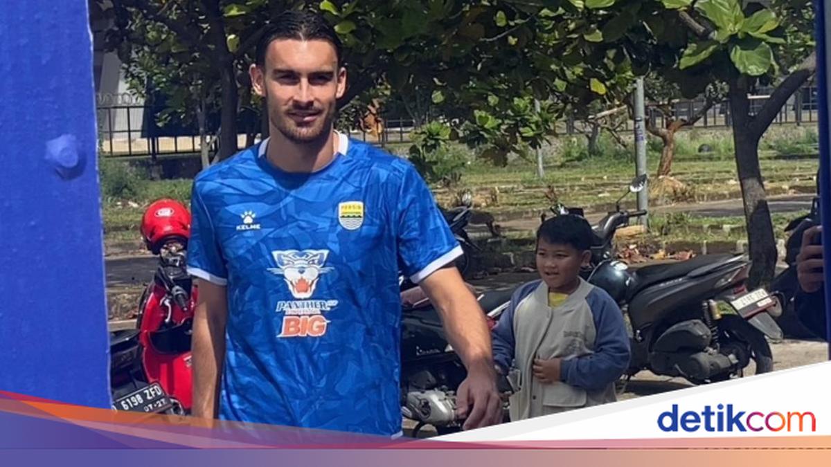 Jelang Persib Vs PSBS Biak, Andrew Jung Sudah Kembali Berlatih