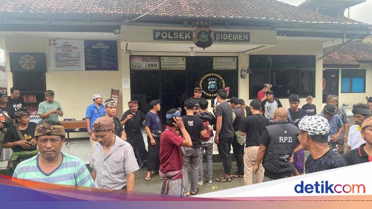 Sejumlah Pengelingsir Geruduk Polsek Sidemen, Desak Polisi Tangkap ...