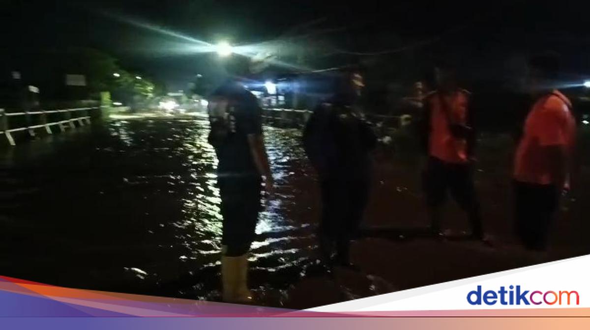 Jalur Pantura Kota Pasuruan Banjir, Pengendara Diminta Lewat JLS atau Tol