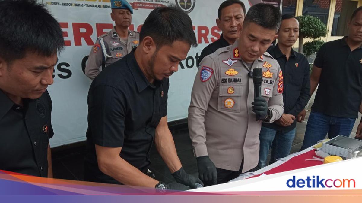 Warna-warni Bungkus Permen yang Ternyata Isi Sabu di Cirebon